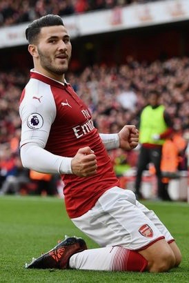 Arsenal: Gathering swallows Twitter in the skies | Positively Arsenal